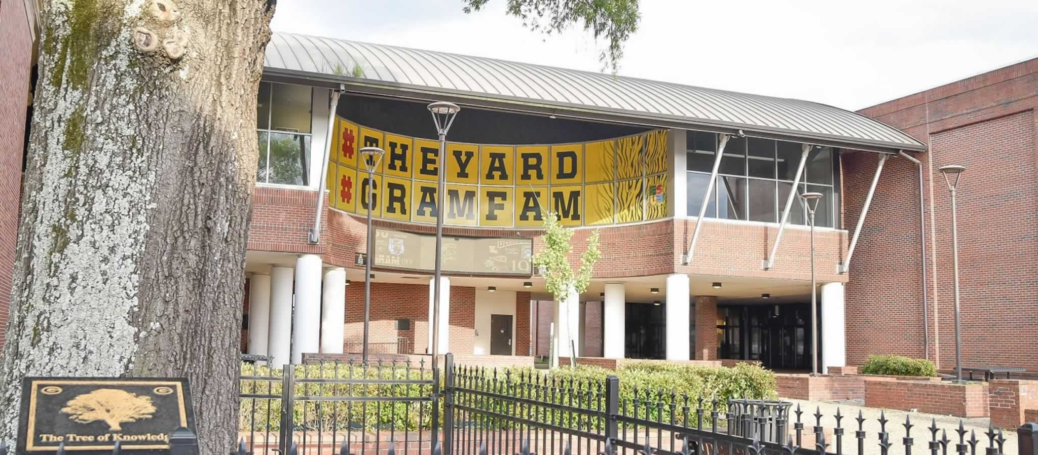 Worst Colleges in America [15 LIST IN 2024/2025] - SCHOOLINFO-SPOT
